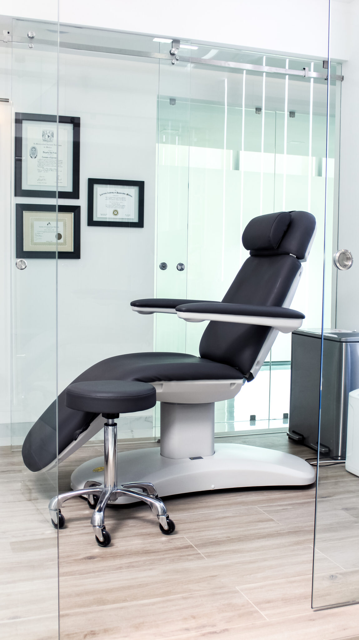 Contact Us - Renovo Health and Beauty